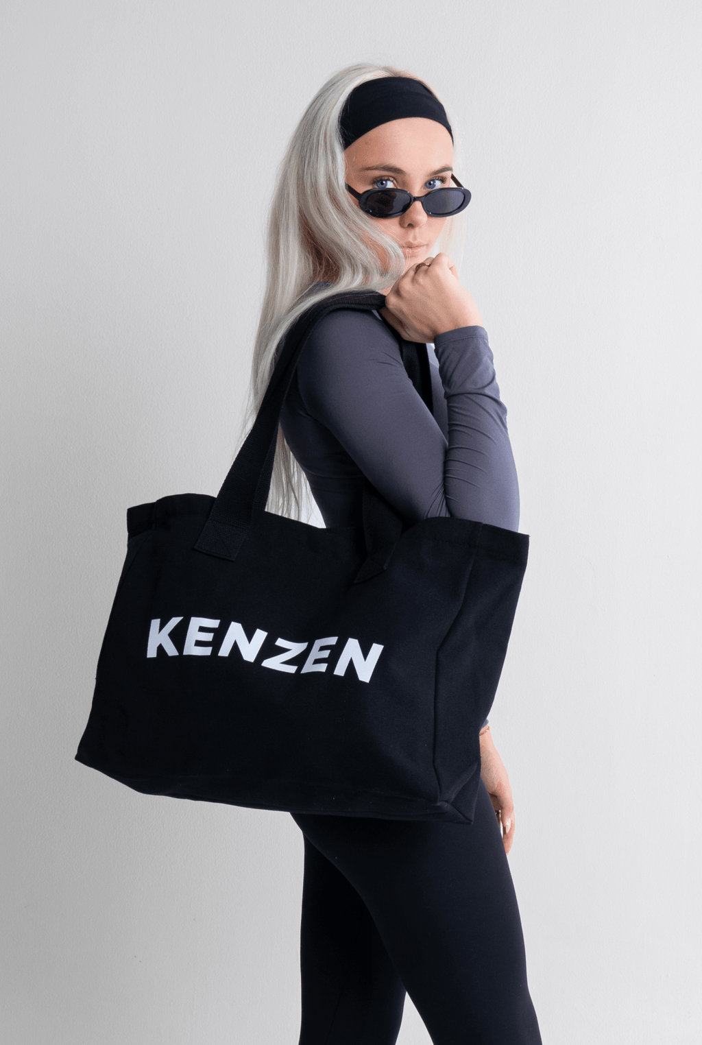Kenzen Logo Tote Bag - Svartur – KENZEN